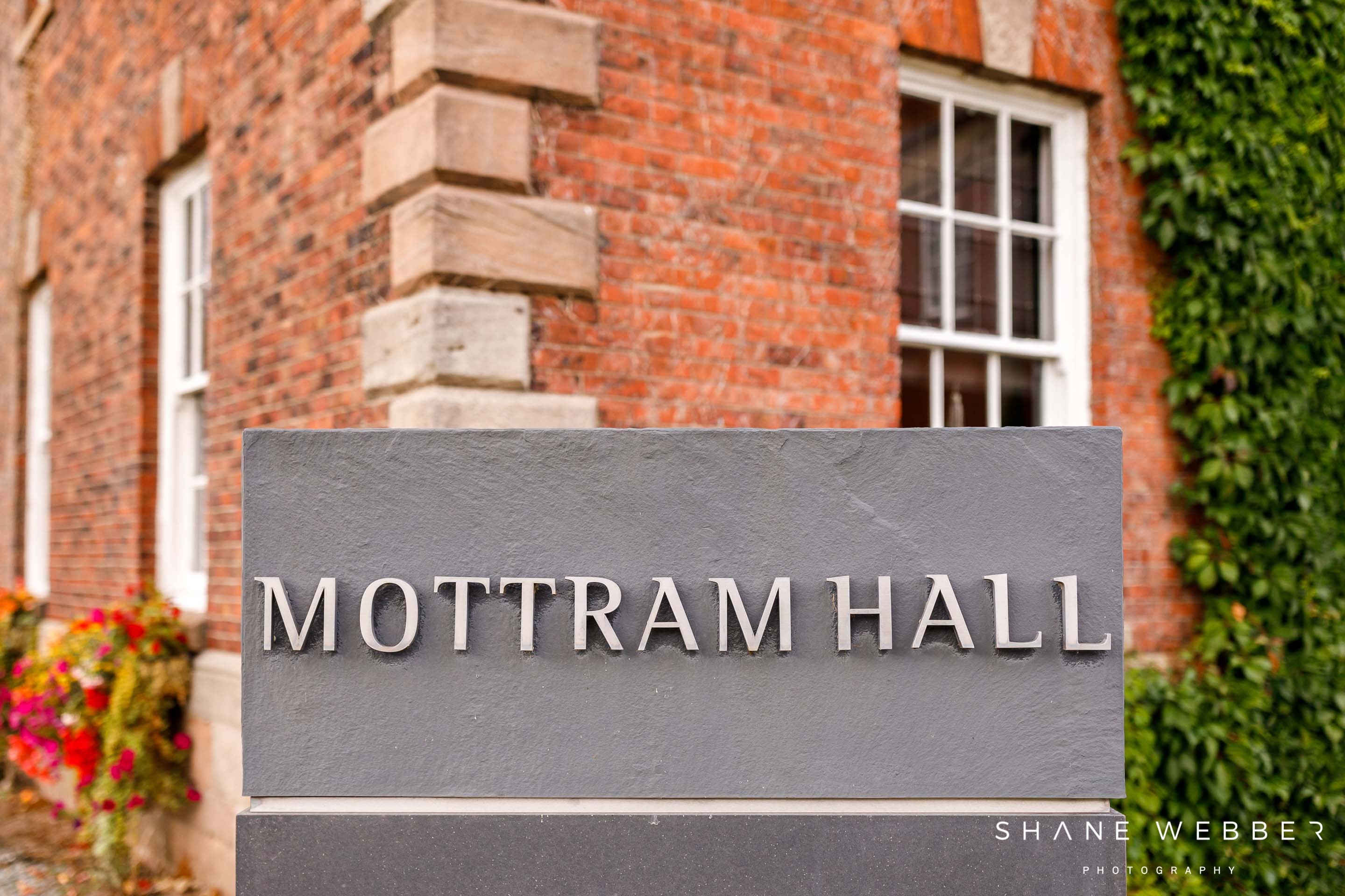 Mottram Hall Wedding Photography | Modern Photos